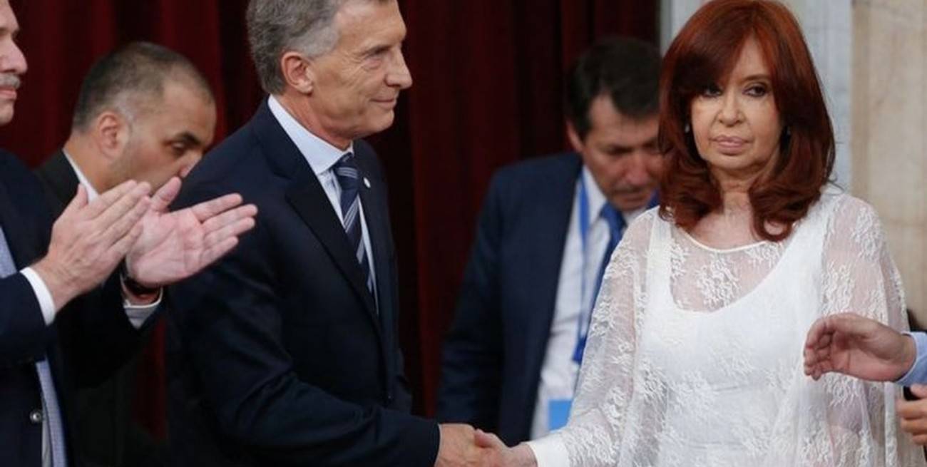 Macri dijo que la "ambición de CFK de quedar en los libros de historia ...